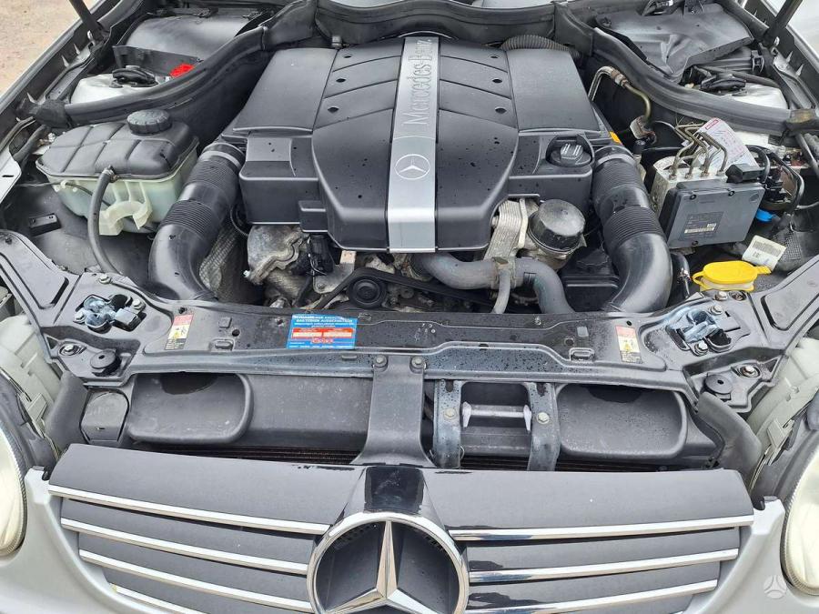 Pelēks Mercedes-Benz CLK 320 2003 Telšiai, ar dzinēja tilpumu 3.20 L un nobraukumu 245 tūkst. km par 5600 €, foto 17 vietnē AUTOMOTO.COM.LV