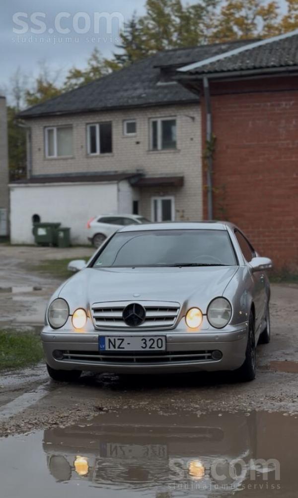 Grey Mercedes-Benz CLK 320 1999 in Balvi, with an engine capacity of 3.20 L and mileage of 230 thousand km for 3500 €, photo 1 on AUTOMOTO.COM.LV