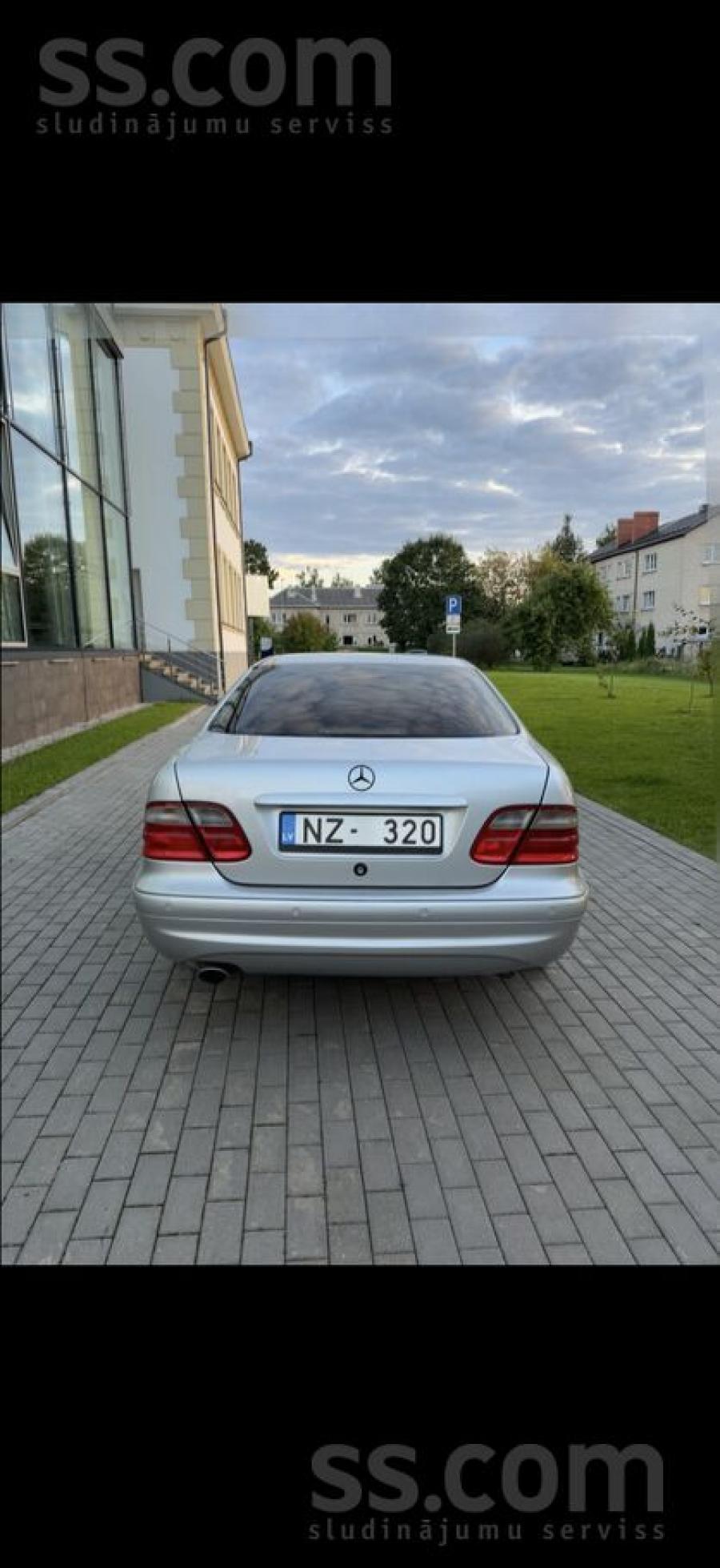 Pelēks Mercedes-Benz CLK 320 1999 Balvi, ar dzinēja tilpumu 3.20 L un nobraukumu 230 tūkst. km par 3500 €, foto 3 vietnē AUTOMOTO.COM.LV