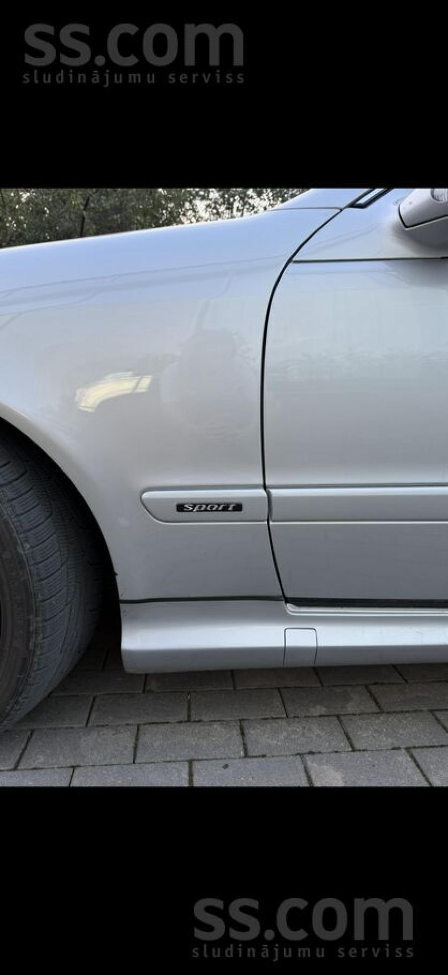 Pelēks Mercedes-Benz CLK 320 1999 Balvi, ar dzinēja tilpumu 3.20 L un nobraukumu 230 tūkst. km par 3500 €, foto 5 vietnē AUTOMOTO.COM.LV