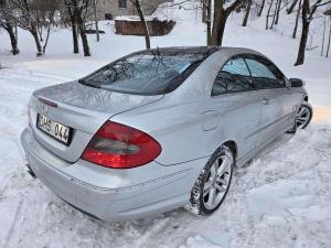 Grey Mercedes-Benz CLK 320 2002 in Vilnius, with an engine capacity of 3.20 L and mileage of 286 thousand km for 4750 €, photo 3 on AUTOMOTO.COM.LV