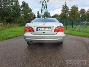 Серый Мерседес ЦЛК 320 2002 в Рига, объемом двигателя 3.20 л и пробегом 283 тыс. км за 3950 €, фото 9 на AUTOMOTO.COM.LV
