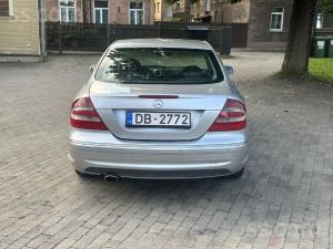 Серый Мерседес ЦЛК 320 2003 в Рига, объемом двигателя 3.20 л и пробегом 332 тыс. км за 2310 €, фото 7 на AUTOMOTO.COM.LV