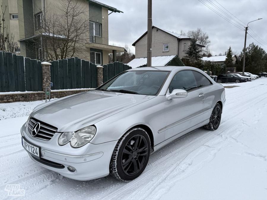 Pelēks Mercedes-Benz CLK 320 2004 Viļņa, ar dzinēja tilpumu 3.20 L un nobraukumu 290 tūkst. km par 2450 €, foto 1 vietnē AUTOMOTO.COM.LV