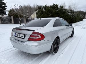 Pelēks Mercedes-Benz CLK 320 2004 Viļņa, ar dzinēja tilpumu 3.20 L un nobraukumu 290 tūkst. km par 2450 €, foto 4 vietnē AUTOMOTO.COM.LV