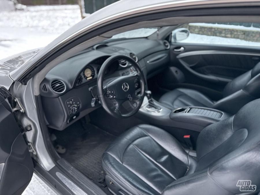 Pelēks Mercedes-Benz CLK 320 2004 Viļņa, ar dzinēja tilpumu 3.20 L un nobraukumu 290 tūkst. km par 2450 €, foto 8 vietnē AUTOMOTO.COM.LV
