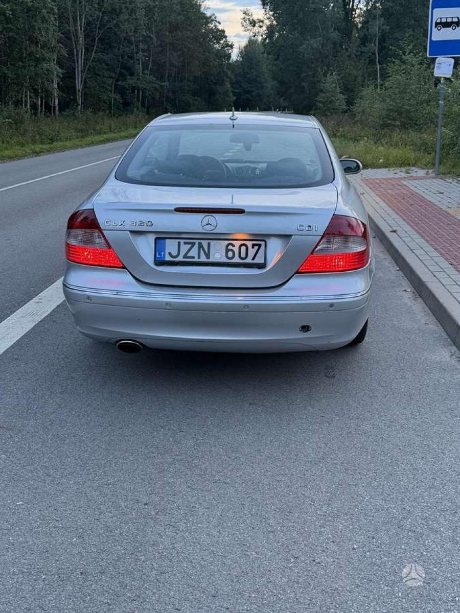 Pelēks Mercedes-Benz CLK 320 2006 Viļņa, ar dzinēja tilpumu 0.00 L un nobraukumu 305 tūkst. km par 2550 €, foto 5 vietnē AUTOMOTO.COM.LV