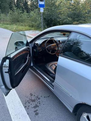Pelēks Mercedes-Benz CLK 320 2006 Viļņa, ar dzinēja tilpumu 0.00 L un nobraukumu 305 tūkst. km par 2550 €, foto 9 vietnē AUTOMOTO.COM.LV