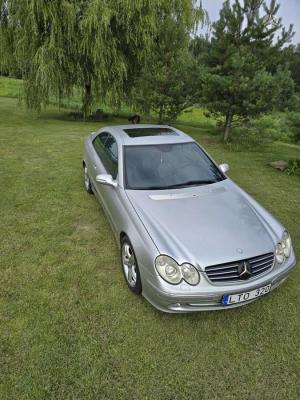 Pelēks Mercedes-Benz CLK 320 2003 Viļņa, ar dzinēja tilpumu 0.00 L un nobraukumu 251 tūkst. km par 2499 €, foto  vietnē AUTOMOTO.COM.LV