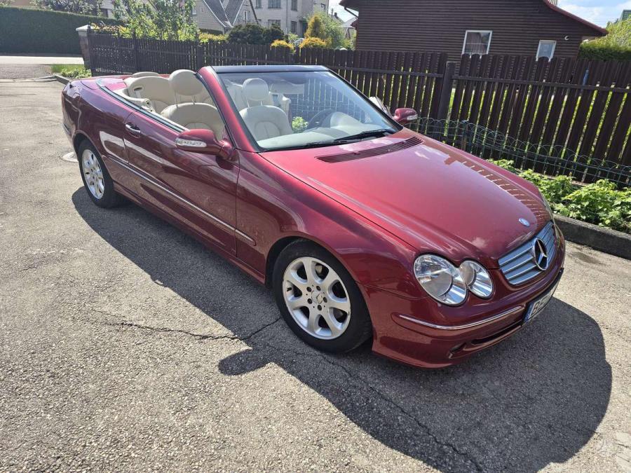 Red Mercedes-Benz CLK 320 2006 in Kaunas, with an engine capacity of 3.20 L and mileage of 170 thousand km for 7300 €, photo 15 on AUTOMOTO.COM.LV