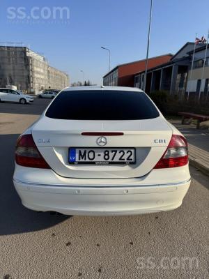 Белый Мерседес ЦЛК 320 2008 в Рига, объемом двигателя 3.00 л и пробегом 271 тыс. км за 4000 €, фото 6 на AUTOMOTO.COM.LV