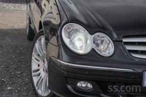 Black Mercedes-Benz clk-350 2007 in Riga, with an engine capacity of 3.50 L and mileage of 156 thousand km for 10990 €, photo 7 on AUTOMOTO.COM.LV