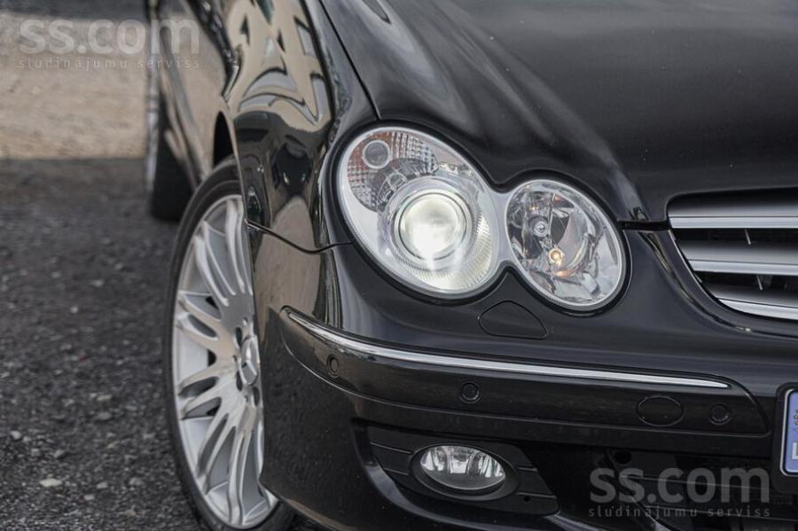 Black Mercedes-Benz clk-350 2007 in Riga, with an engine capacity of 3.50 L and mileage of 156 thousand km for 10990 €, photo 7 on AUTOMOTO.COM.LV