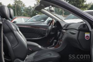 Black Mercedes-Benz clk-350 2007 in Riga, with an engine capacity of 3.50 L and mileage of 156 thousand km for 10990 €, photo 8 on AUTOMOTO.COM.LV