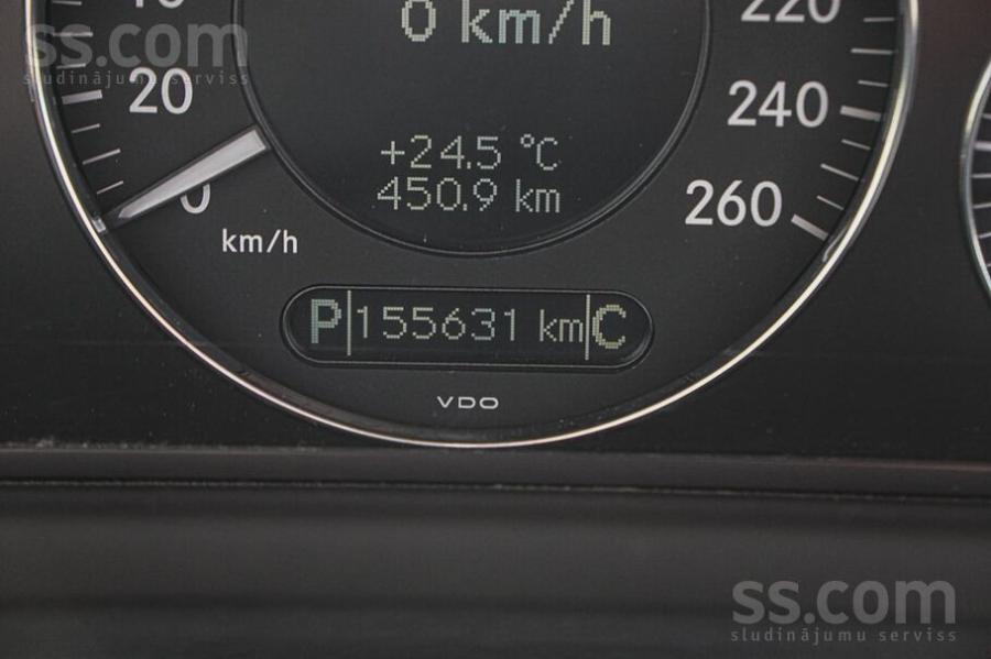 Black Mercedes-Benz clk-350 2007 in Riga, with an engine capacity of 3.50 L and mileage of 156 thousand km for 10990 €, photo 12 on AUTOMOTO.COM.LV