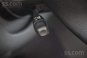 Black Mercedes-Benz clk-350 2007 in Riga, with an engine capacity of 3.50 L and mileage of 156 thousand km for 10990 €, photo 15 on AUTOMOTO.COM.LV