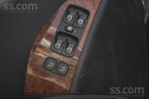 Black Mercedes-Benz clk-350 2007 in Riga, with an engine capacity of 3.50 L and mileage of 156 thousand km for 10990 €, photo 18 on AUTOMOTO.COM.LV