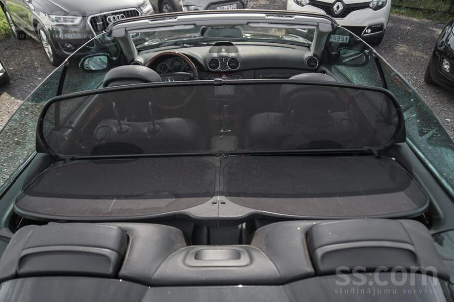 Black Mercedes-Benz clk-350 2007 in Riga, with an engine capacity of 3.50 L and mileage of 156 thousand km for 10990 €, photo 22 on AUTOMOTO.COM.LV