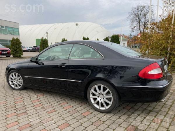 Black Mercedes-Benz clk-350 2006 in Riga, with an engine capacity of 3.50 L and mileage of 192 thousand km for 7888 €, photo 3 on AUTOMOTO.COM.LV
