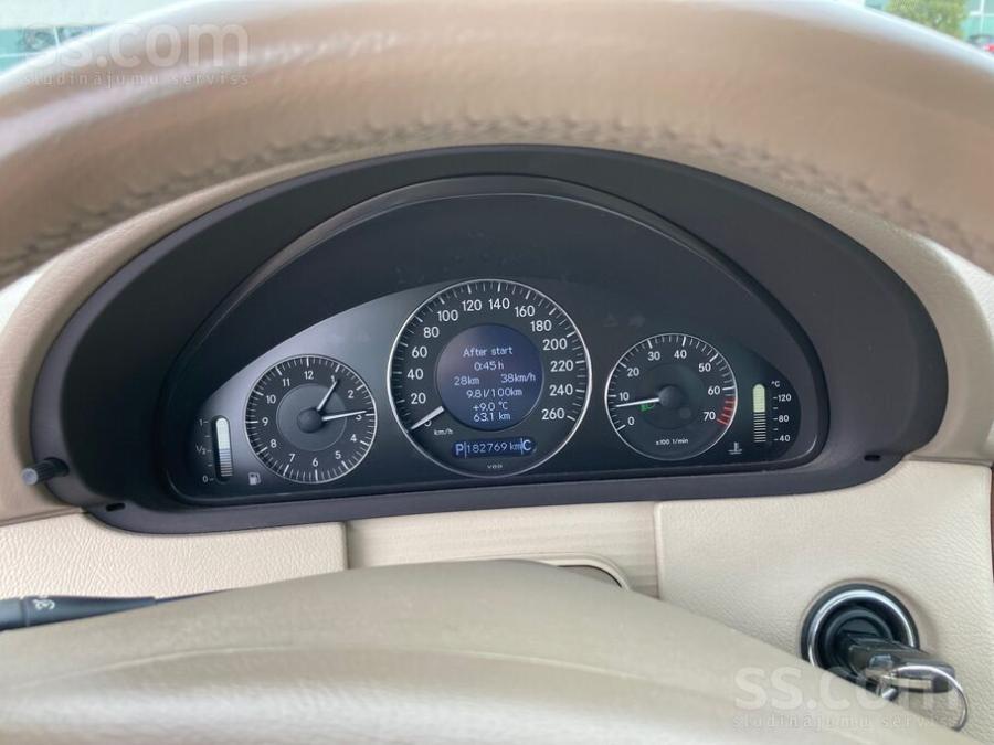 Black Mercedes-Benz clk-350 2006 in Riga, with an engine capacity of 3.50 L and mileage of 192 thousand km for 7888 €, photo 9 on AUTOMOTO.COM.LV