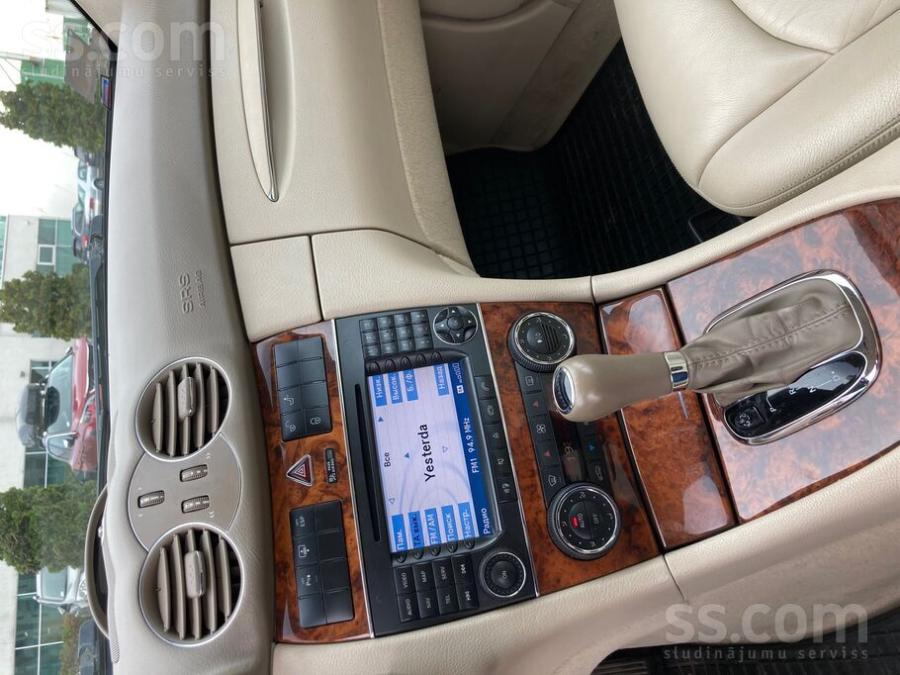 Black Mercedes-Benz clk-350 2006 in Riga, with an engine capacity of 3.50 L and mileage of 192 thousand km for 7888 €, photo 14 on AUTOMOTO.COM.LV