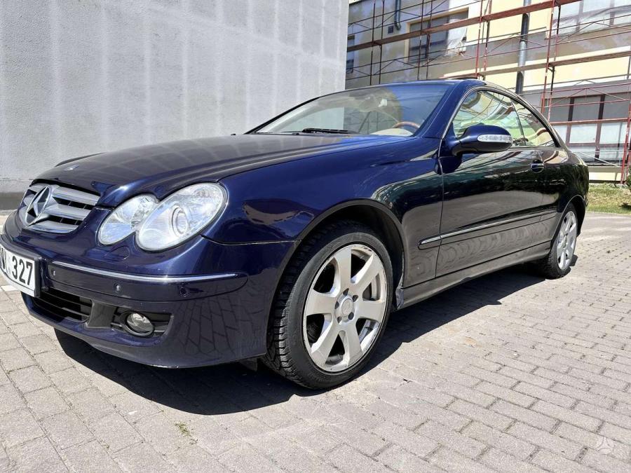 Blue Mercedes-Benz clk-350 2006 in Vilnius, with an engine capacity of 0.00 L and mileage of 295 thousand km for 3800 €, photo 4 on AUTOMOTO.COM.LV