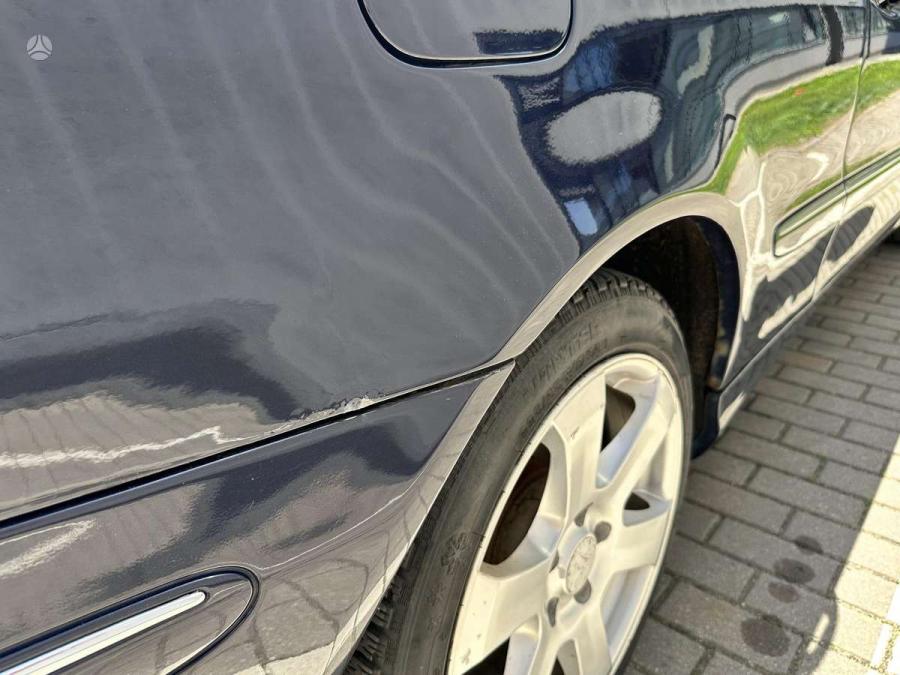 Blue Mercedes-Benz clk-350 2006 in Vilnius, with an engine capacity of 0.00 L and mileage of 295 thousand km for 3800 €, photo 14 on AUTOMOTO.COM.LV