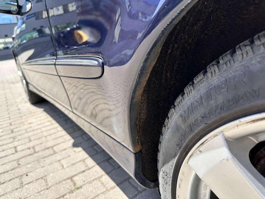 Blue Mercedes-Benz clk-350 2006 in Vilnius, with an engine capacity of 0.00 L and mileage of 295 thousand km for 3800 €, photo 15 on AUTOMOTO.COM.LV