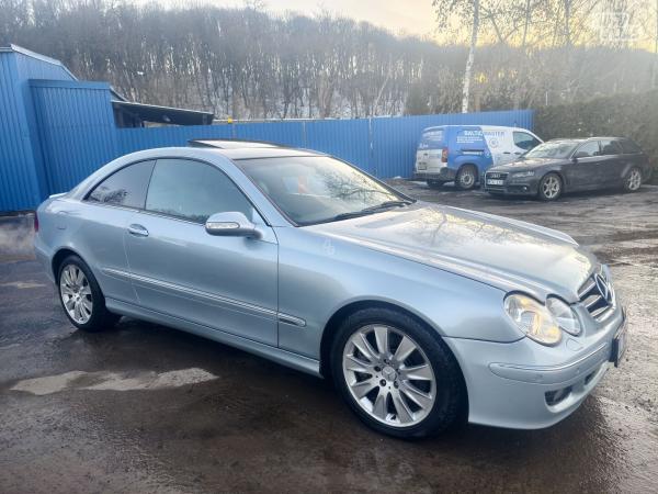 Mercedes-Benz clk-350 2005 in Kaunas, with an engine capacity of 3.50 L and mileage of 333 thousand km for 2398 €, photo 3 on AUTOMOTO.COM.LV