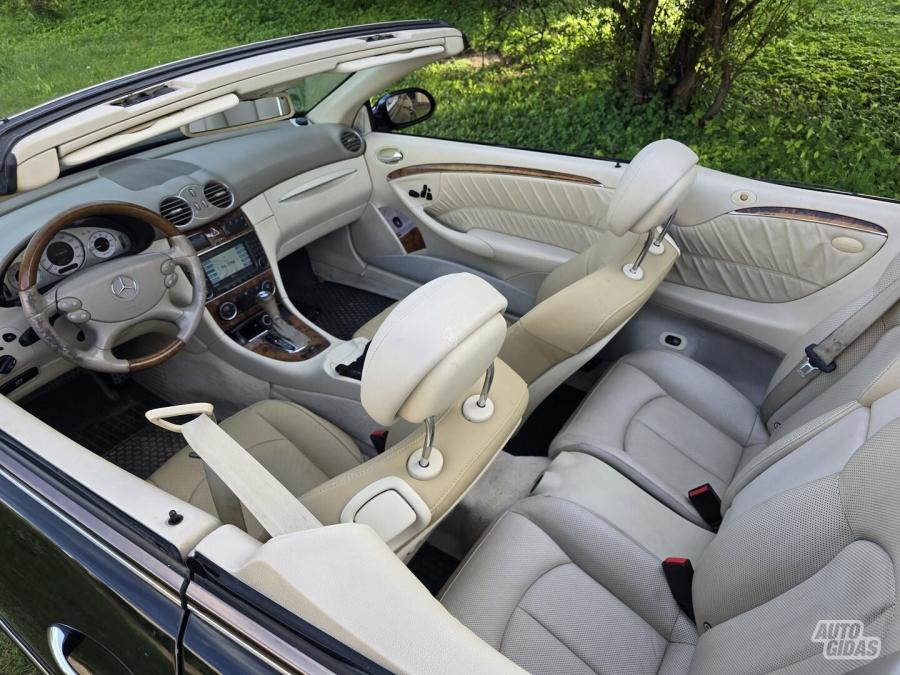 Melns Mercedes-Benz clk-500 2006 Šilutė, ar dzinēja tilpumu 5.00 L un nobraukumu 190 tūkst. km par 5900 €, foto 23 vietnē AUTOMOTO.COM.LV