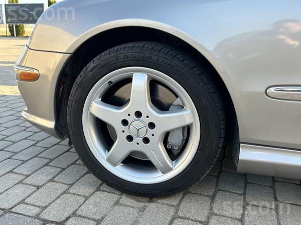 Мерседес ЦЛК 500 2004 в Рига, объемом двигателя 5.00 л и пробегом 125 тыс. км за 9900 €, фото 5 на AUTOMOTO.COM.LV