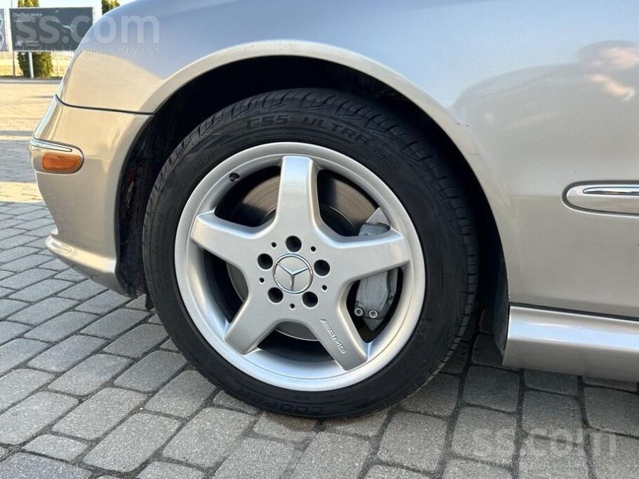 Мерседес ЦЛК 500 2004 в Рига, объемом двигателя 5.00 л и пробегом 125 тыс. км за 9900 €, фото 6 на AUTOMOTO.COM.LV