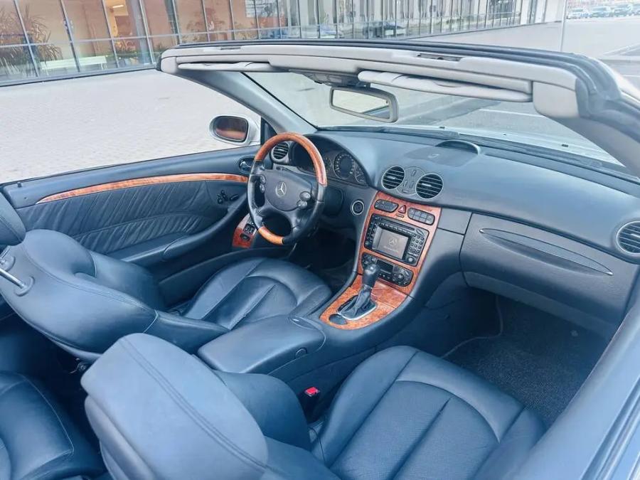 Серый Мерседес ЦЛК 500 2003 в Рига, объемом двигателя 5.00 л и пробегом 250 тыс. км за 8500 €, фото 16 на AUTOMOTO.COM.LV