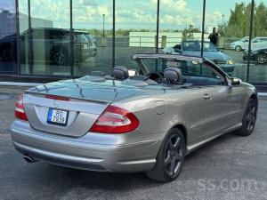 Pelēks Mercedes-Benz clk-500 2005 Rīga, ar dzinēja tilpumu 5.00 L un nobraukumu 0 tūkst. km par 4950 €, foto 5 vietnē AUTOMOTO.COM.LV