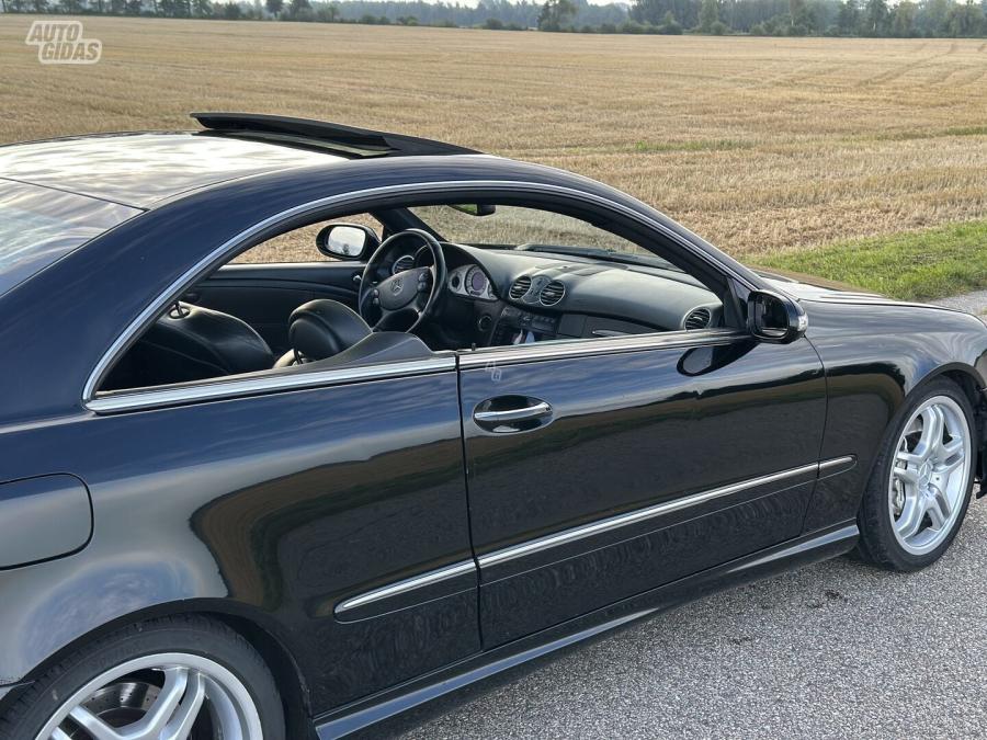 Black Mercedes-Benz clk-55-amg 2005 in Sakiai, with an engine capacity of 5.40 L and mileage of 225 thousand km for 12000 €, photo 9 on AUTOMOTO.COM.LV