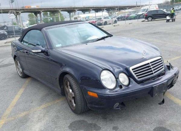 Blue Mercedes-Benz clk-55-amg 2002 in Kaunas, with an engine capacity of 5.44 L and mileage of 32 thousand km for 12700 €, photo 1 on AUTOMOTO.COM.LV