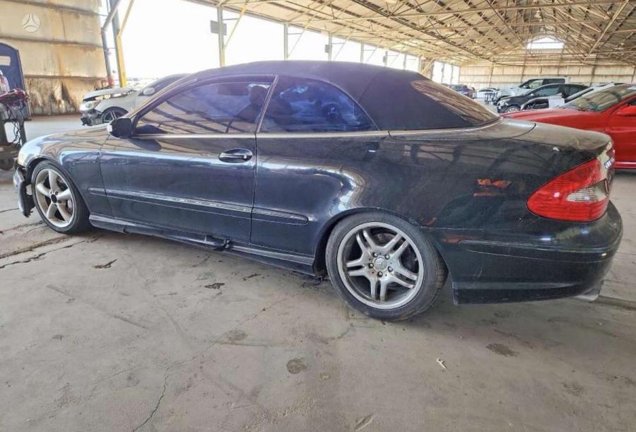 Zils Mercedes-Benz clk-55-amg 2004 Kauņa, ar dzinēja tilpumu 5.50 L un nobraukumu 220 tūkst. km par 4500 €, foto 5 vietnē AUTOMOTO.COM.LV