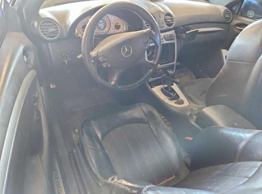 Zils Mercedes-Benz clk-55-amg 2004 Kauņa, ar dzinēja tilpumu 5.50 L un nobraukumu 220 tūkst. km par 4500 €, foto 9 vietnē AUTOMOTO.COM.LV