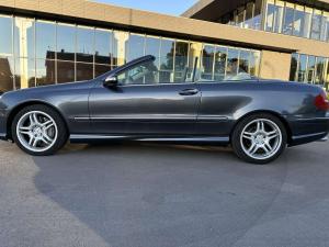 Grey Mercedes-Benz clk-55-amg 2008 in Vilnius, with an engine capacity of 5.50 L and mileage of 185 thousand km for 15000 €, photo 5 on AUTOMOTO.COM.LV