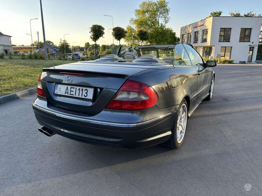 Grey Mercedes-Benz clk-55-amg 2008 in Vilnius, with an engine capacity of 5.50 L and mileage of 185 thousand km for 15000 €, photo 9 on AUTOMOTO.COM.LV