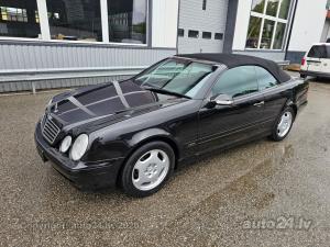 Melns Mercedes-Benz CLK-Class 2000 Tartu, ar dzinēja tilpumu 2.00 L un nobraukumu 260 tūkst. km par 4990 €, foto  vietnē AUTOMOTO.COM.LV