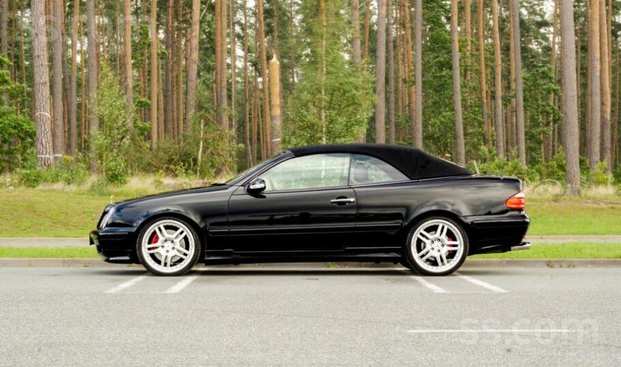 Melns Mercedes-Benz CLK-Class 2000 Rīga, ar dzinēja tilpumu 4.30 L un nobraukumu 77 tūkst. km par 19990 €, foto 5 vietnē AUTOMOTO.COM.LV