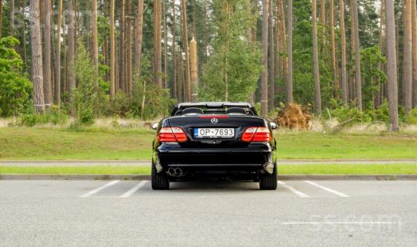 Melns Mercedes-Benz CLK-Class 2000 Rīga, ar dzinēja tilpumu 4.30 L un nobraukumu 77 tūkst. km par 19990 €, foto 11 vietnē AUTOMOTO.COM.LV