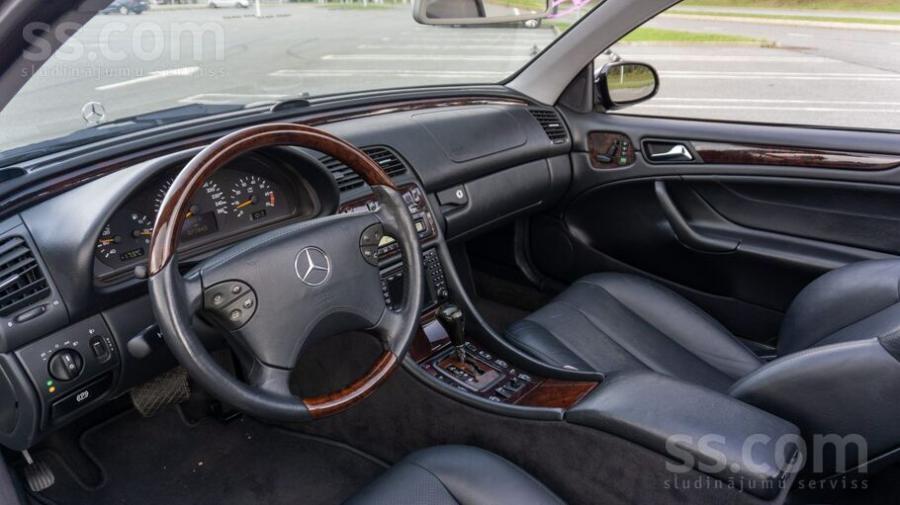 Melns Mercedes-Benz CLK-Class 2000 Rīga, ar dzinēja tilpumu 4.30 L un nobraukumu 77 tūkst. km par 19990 €, foto 14 vietnē AUTOMOTO.COM.LV