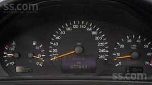 Melns Mercedes-Benz CLK-Class 2000 Rīga, ar dzinēja tilpumu 4.30 L un nobraukumu 77 tūkst. km par 19990 €, foto 21 vietnē AUTOMOTO.COM.LV