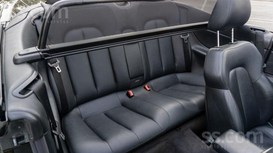 Melns Mercedes-Benz CLK-Class 2000 Rīga, ar dzinēja tilpumu 4.30 L un nobraukumu 77 tūkst. km par 19990 €, foto 29 vietnē AUTOMOTO.COM.LV
