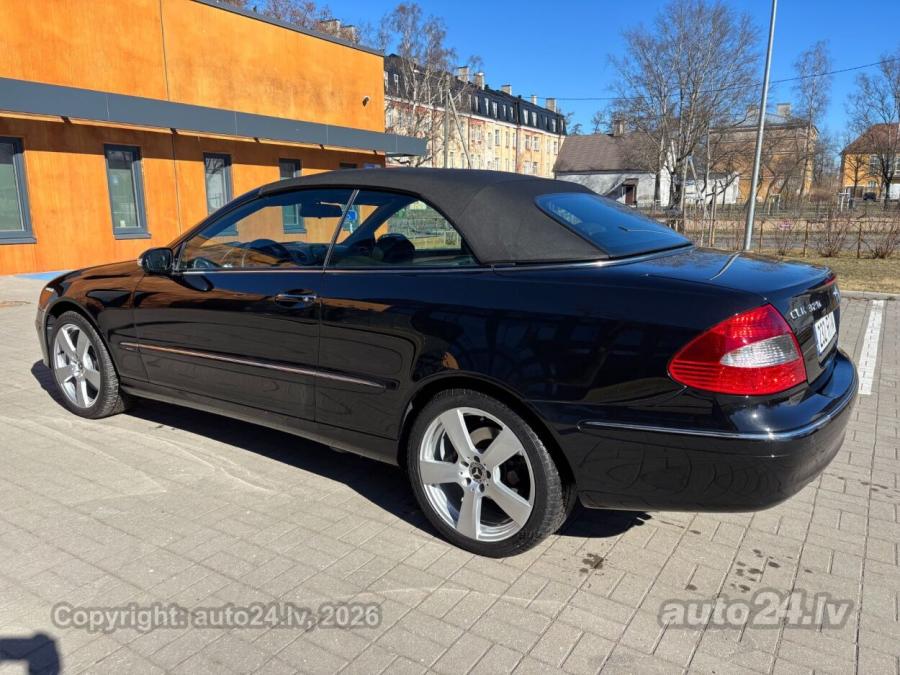 Melns Mercedes-Benz CLK-Class 2009 Tallina, ar dzinēja tilpumu 3.00 L un nobraukumu 257 tūkst. km par 9990 €, foto 4 vietnē AUTOMOTO.COM.LV