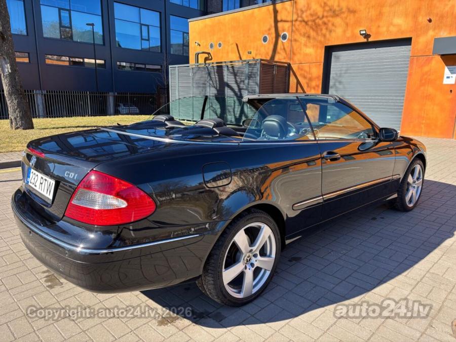 Melns Mercedes-Benz CLK-Class 2009 Tallina, ar dzinēja tilpumu 3.00 L un nobraukumu 257 tūkst. km par 9990 €, foto 14 vietnē AUTOMOTO.COM.LV