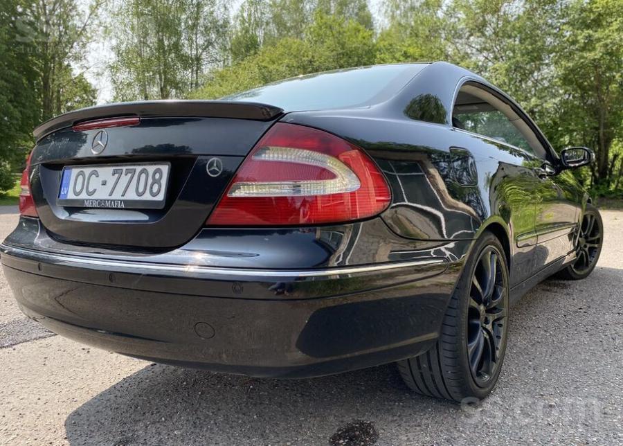 Melns Mercedes-Benz CLK-Class 2005 Rīga, ar dzinēja tilpumu 2.70 L un nobraukumu 295 tūkst. km par 4455 €, foto 2 vietnē AUTOMOTO.COM.LV