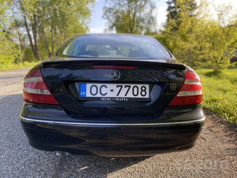 Melns Mercedes-Benz CLK-Class 2005 Rīga, ar dzinēja tilpumu 2.70 L un nobraukumu 295 tūkst. km par 4455 €, foto 3 vietnē AUTOMOTO.COM.LV